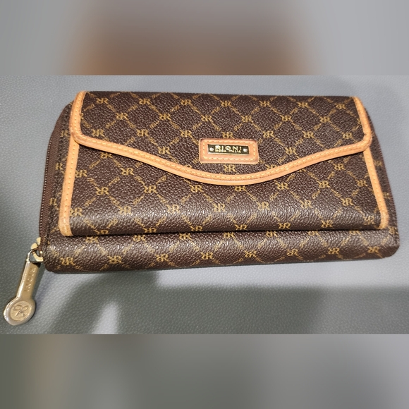 Rioni | Bags | Rioni Signature Wallet | Poshmark